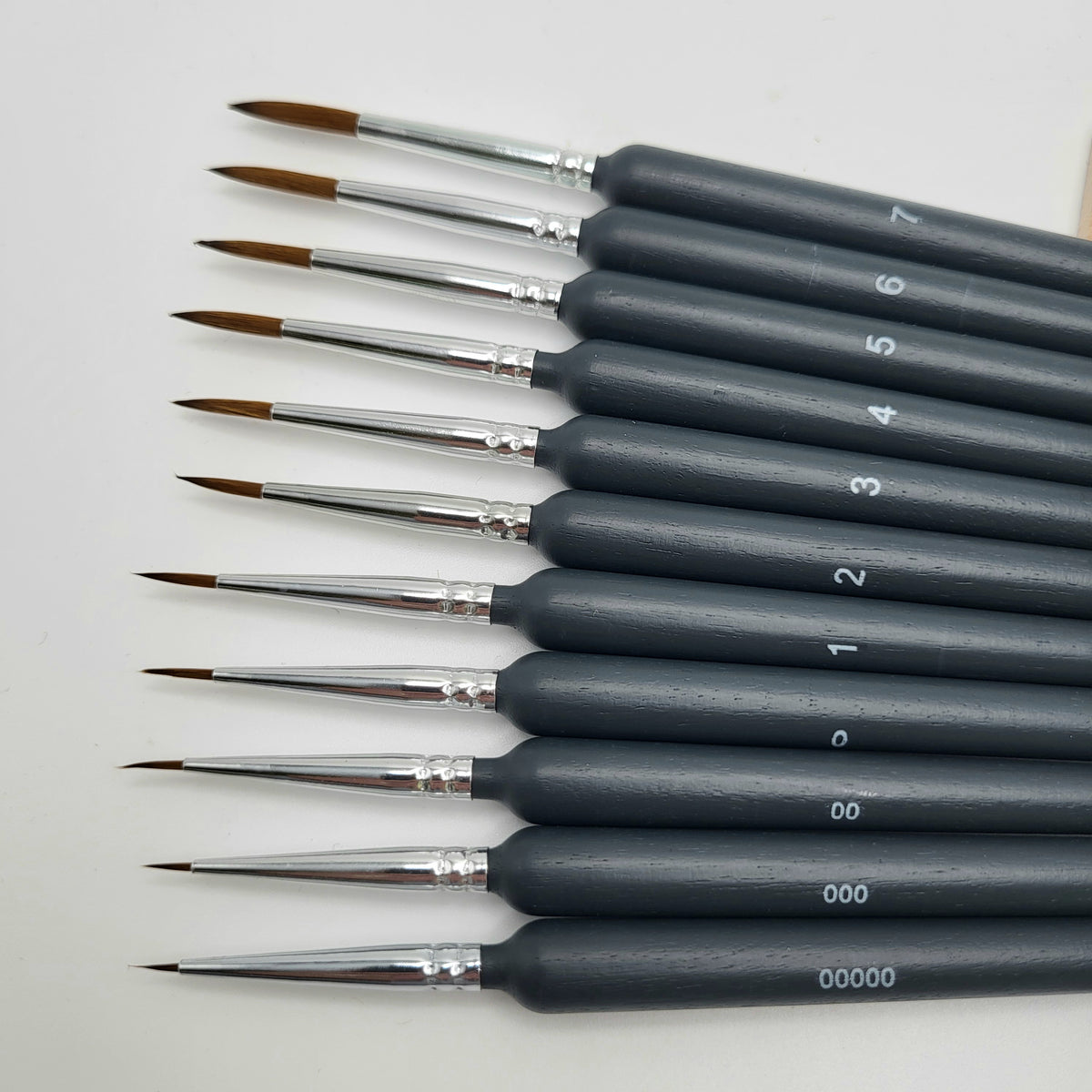 Basic Round Paint Brushes - Sizes 00000 to 7 – Freedom Miniatures
