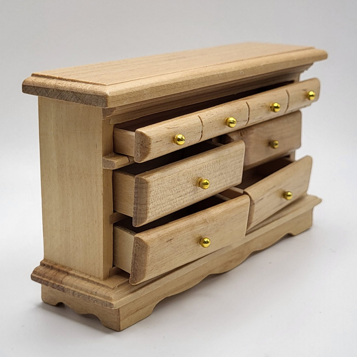 Oak Dresser - 4 Large Drawers/1 Combo Drawer - 1/12 Scale Miniature ...