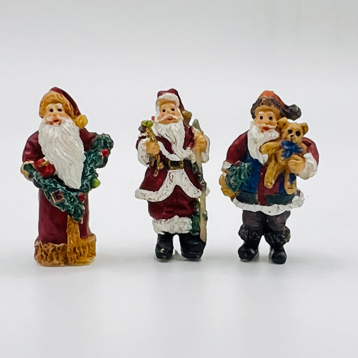 Santa Claus - 3 options - Miniature – Freedom Miniatures
